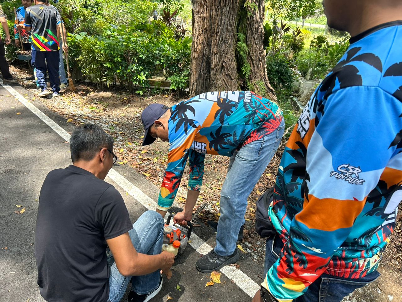 GERAK KERJA BERPASUKAN – PROGRAM CSR JKR JOHOR BAHRU: MEMBERSIHKAN ...